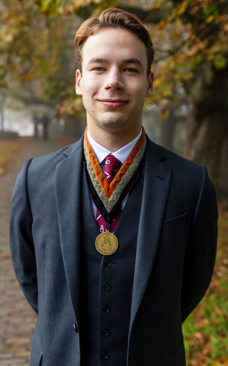 Bestuur - N.S.V. Carolus Magnus